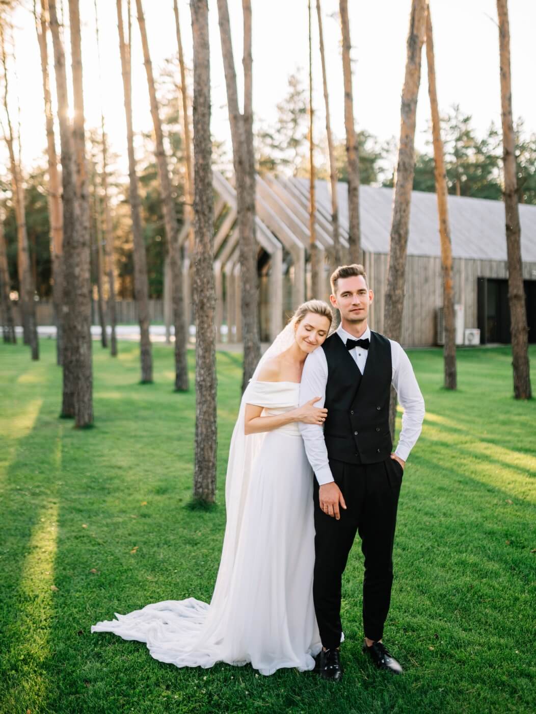 Dee Color Producers – Best luxury wedding photographer